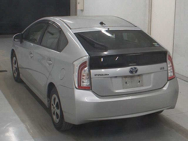 2014 Toyota Prius: 134,000 km, 1790cc, Silver Hybrid - Details & Review ...