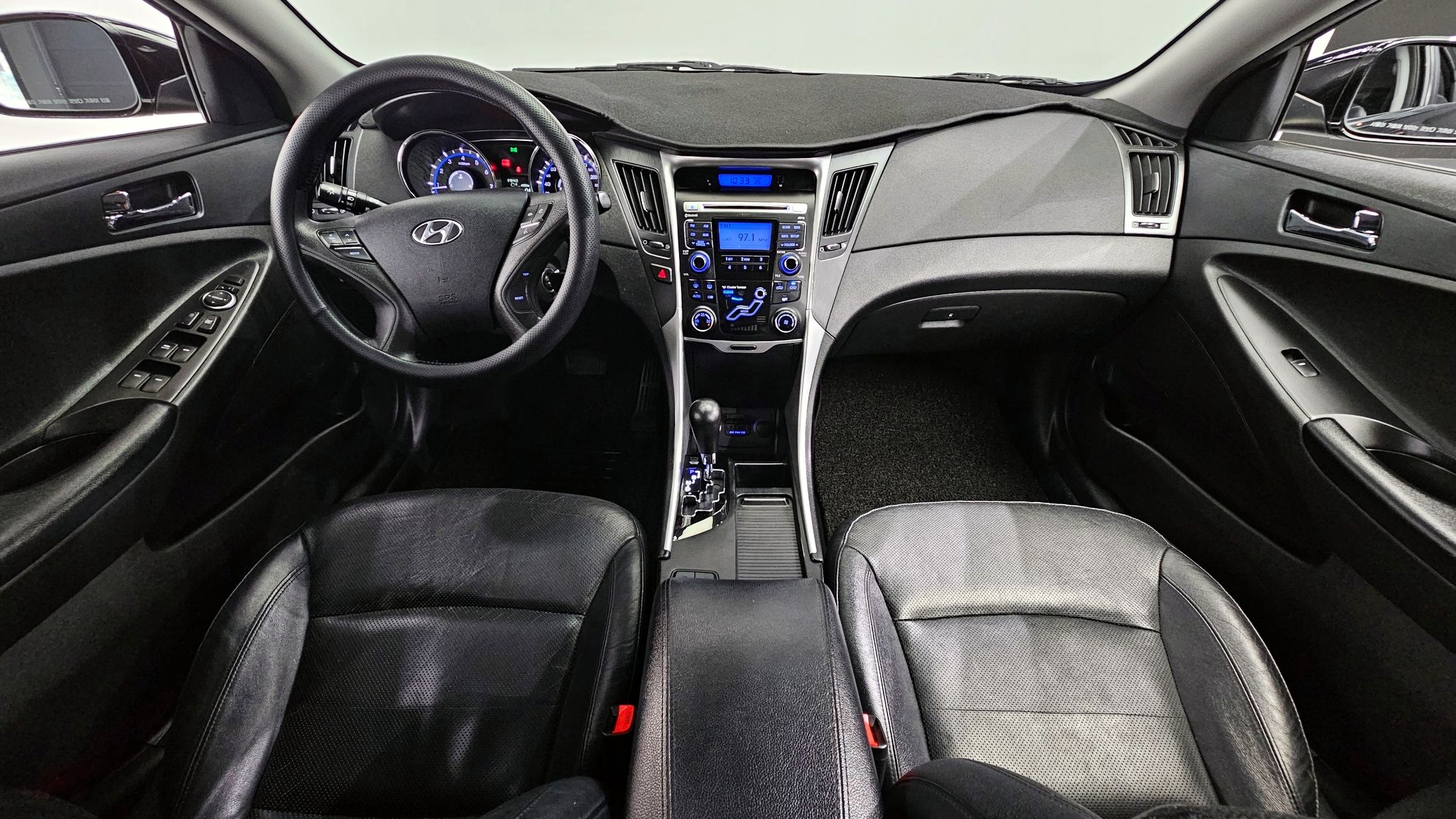 HYUNDAI SONATA YF 2011 - 197603 km | Korean Used Car Stock | Loginet