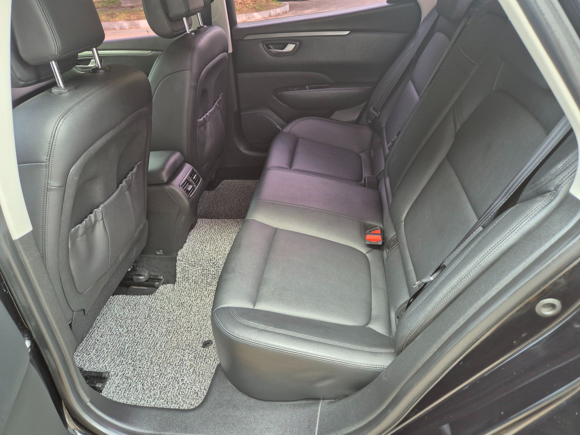 SAMSUNG SM6 2017 - 113241 km | Japanese Used Car Stock | Loginet