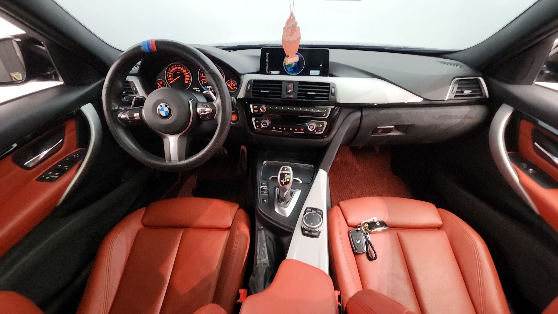 BMW 3-SERIES F30 2016 | Loginet