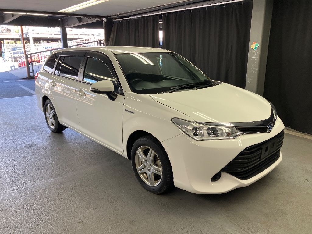 2016 Toyota Corolla Fielder Hybrid: 1.5L, 108,000km, White, AT. | Loginet