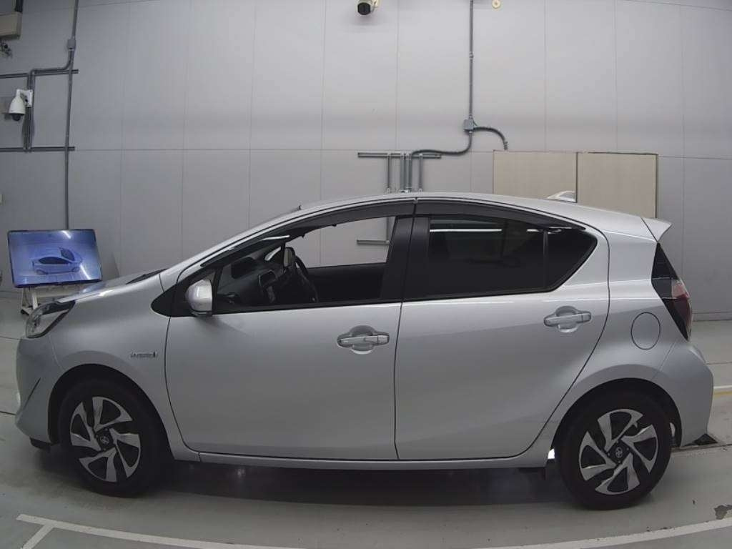 TOYOTA AQUA 2019 - 13000 km | CAA CHUBU Auction | Loginet