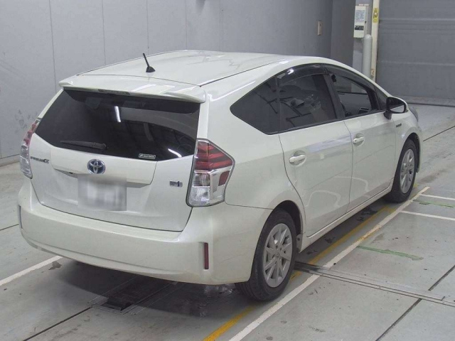 TOYOTA PRIUS ALPHA 2016 - 104000 km | CAA CHUBU Auction | Loginet
