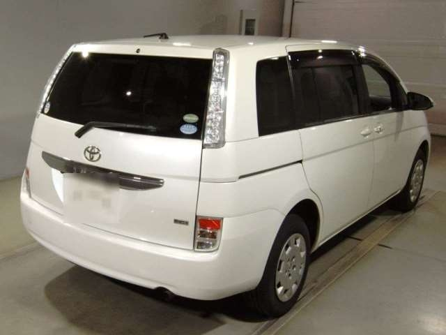 TOYOTA ISIS 2016 - 156000 km | Japanese Used Car Stock | Loginet