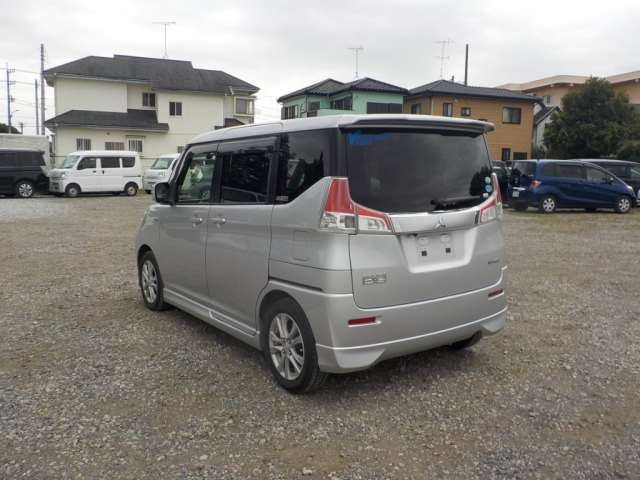 MITSUBISHI DELICA D2 2016 - 64000 km | Japanese Used Car Stock | Loginet