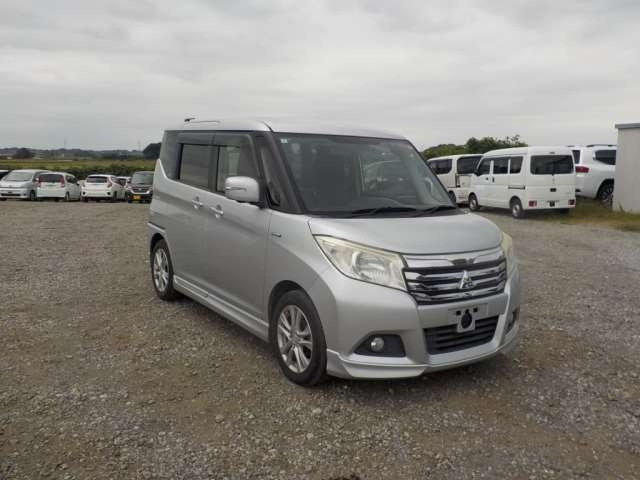 MITSUBISHI DELICA D2 2016 - 64000 km | Japanese Used Car Stock | Loginet