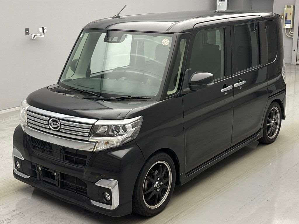 DAIHATSU TANTO 2018 - 42000 km | Japanese Used Car Stock | Loginet