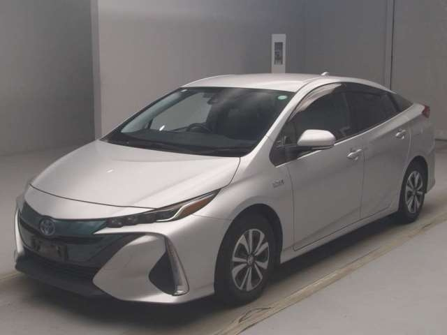 TOYOTA PRIUS PHV 2018 | Loginet