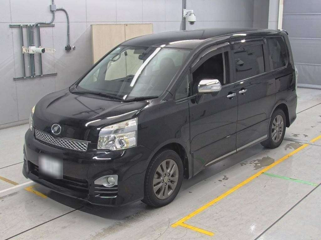 TOYOTA VOXY 2013 | Loginet