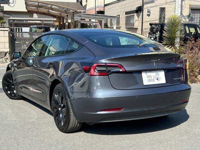 TESLA MODEL 3 2022 - 22000 km | Japanese Used Car Stock | Loginet