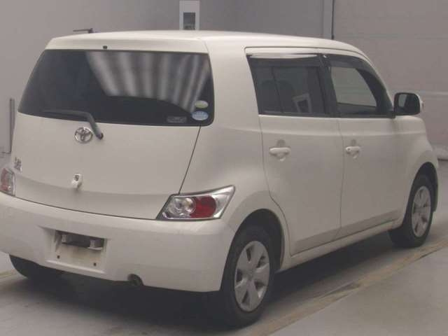TOYOTA BB 2011 - 62000 km | Japanese Used Car Stock | Loginet