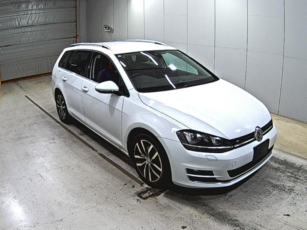 VOLKSWAGEN GOLF VARIANT 2017 - 97000 km | Japanese Used Car Stock | Loginet