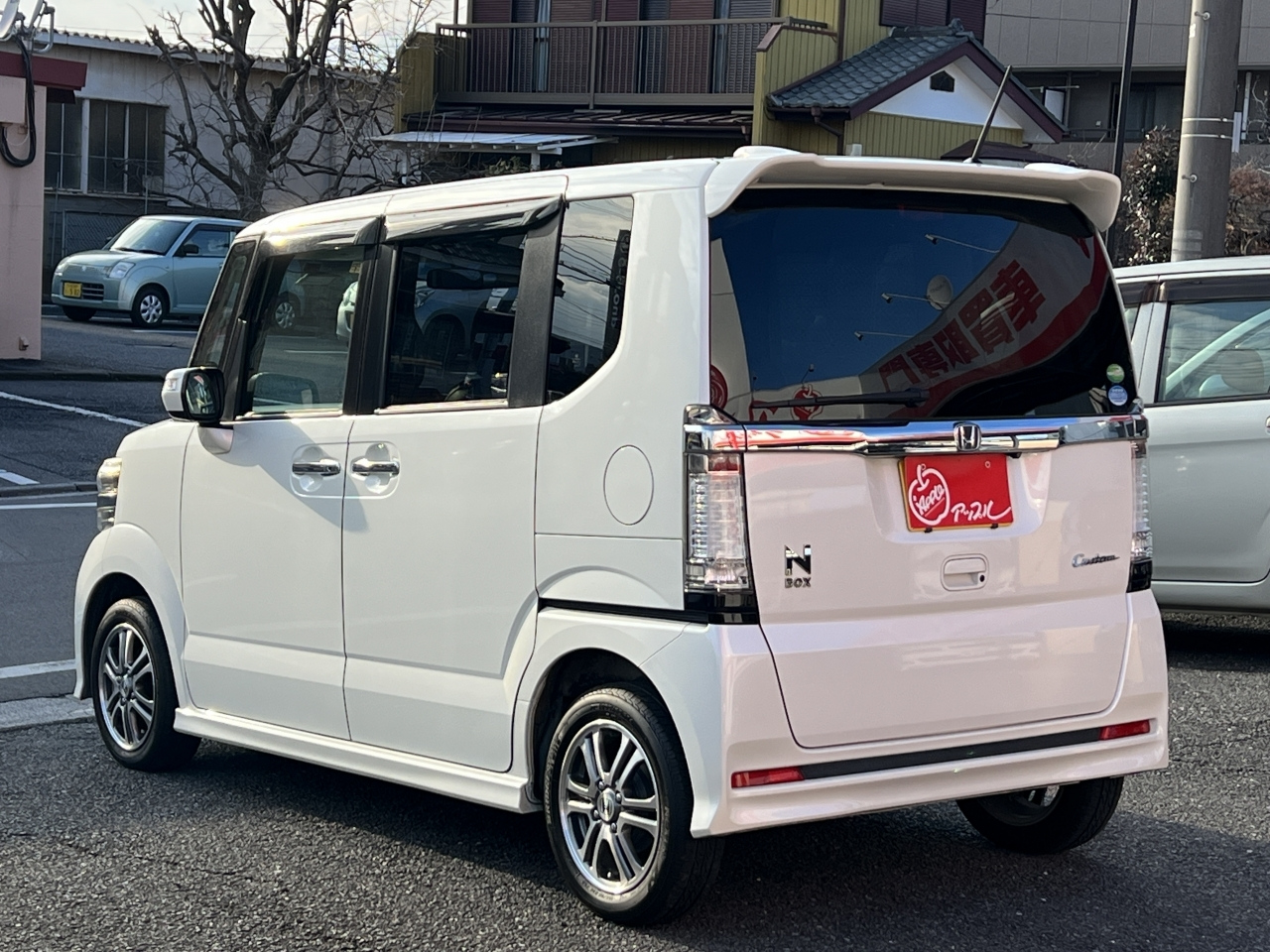 HONDA N BOX CUSTOM 2014 - 75000 km | Japanese Used Car Stock | Loginet