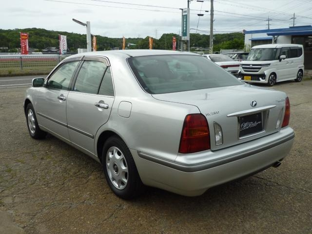 TOYOTA PROGRES 2002 - 34000 km | Japanese Used Car Stock | Loginet