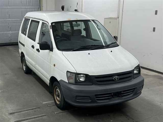 2000 Toyota Town Ace Van GL: 1800cc, AT, 194,000km, Japanese Import ...